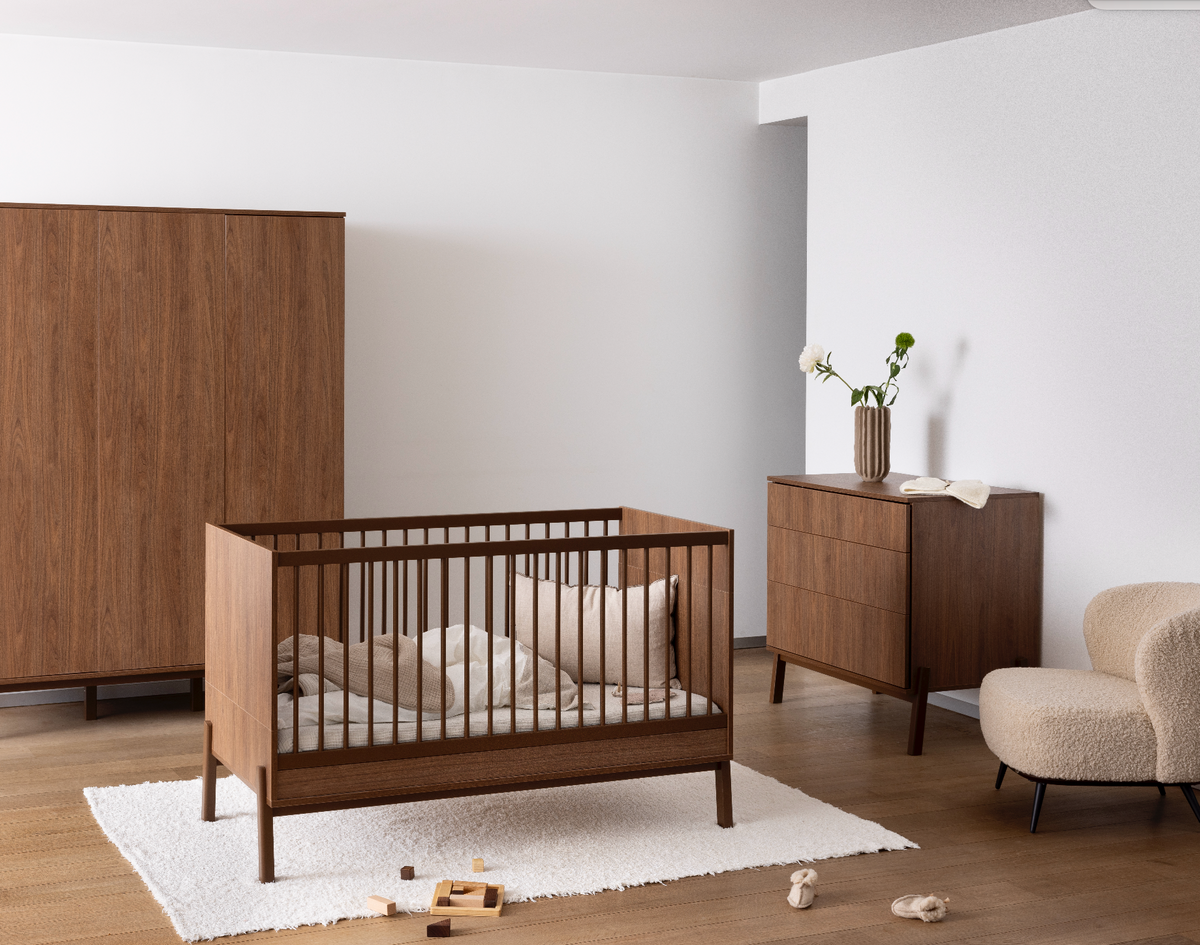 Quax Ashi Bed - 140 x 70 cm - Chestnut — Hola BB
